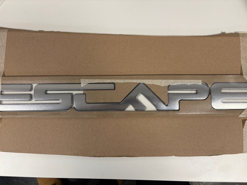 Swift Escape Side Decal Badge Name – Leisure Warehouse